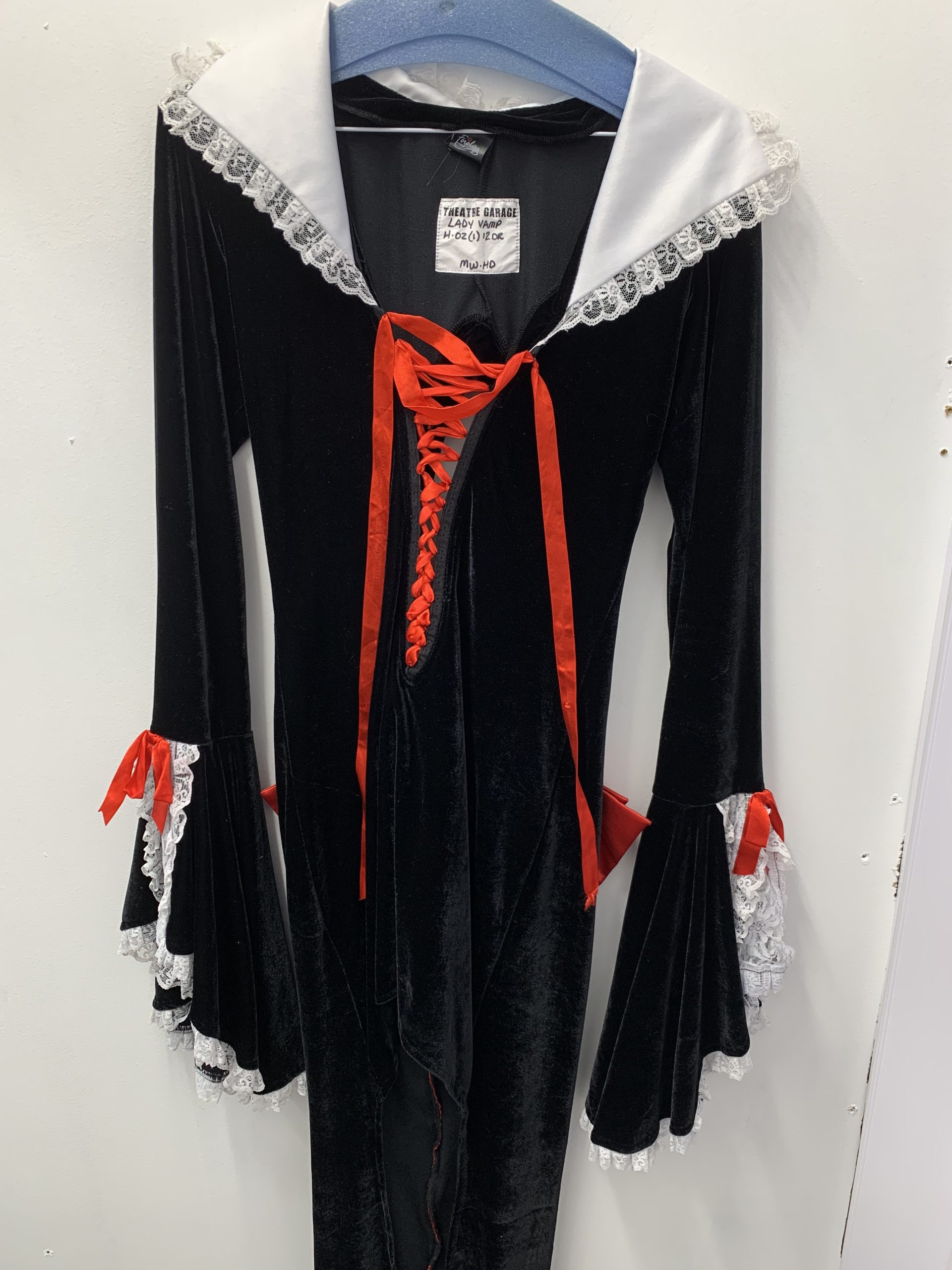 Lady Vamp | Theatre Garage