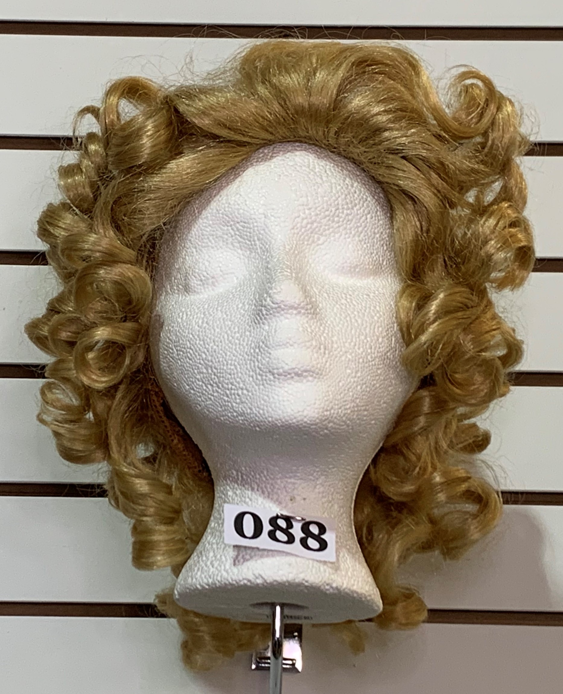 Rental Wig 0088 | Theatre Garage