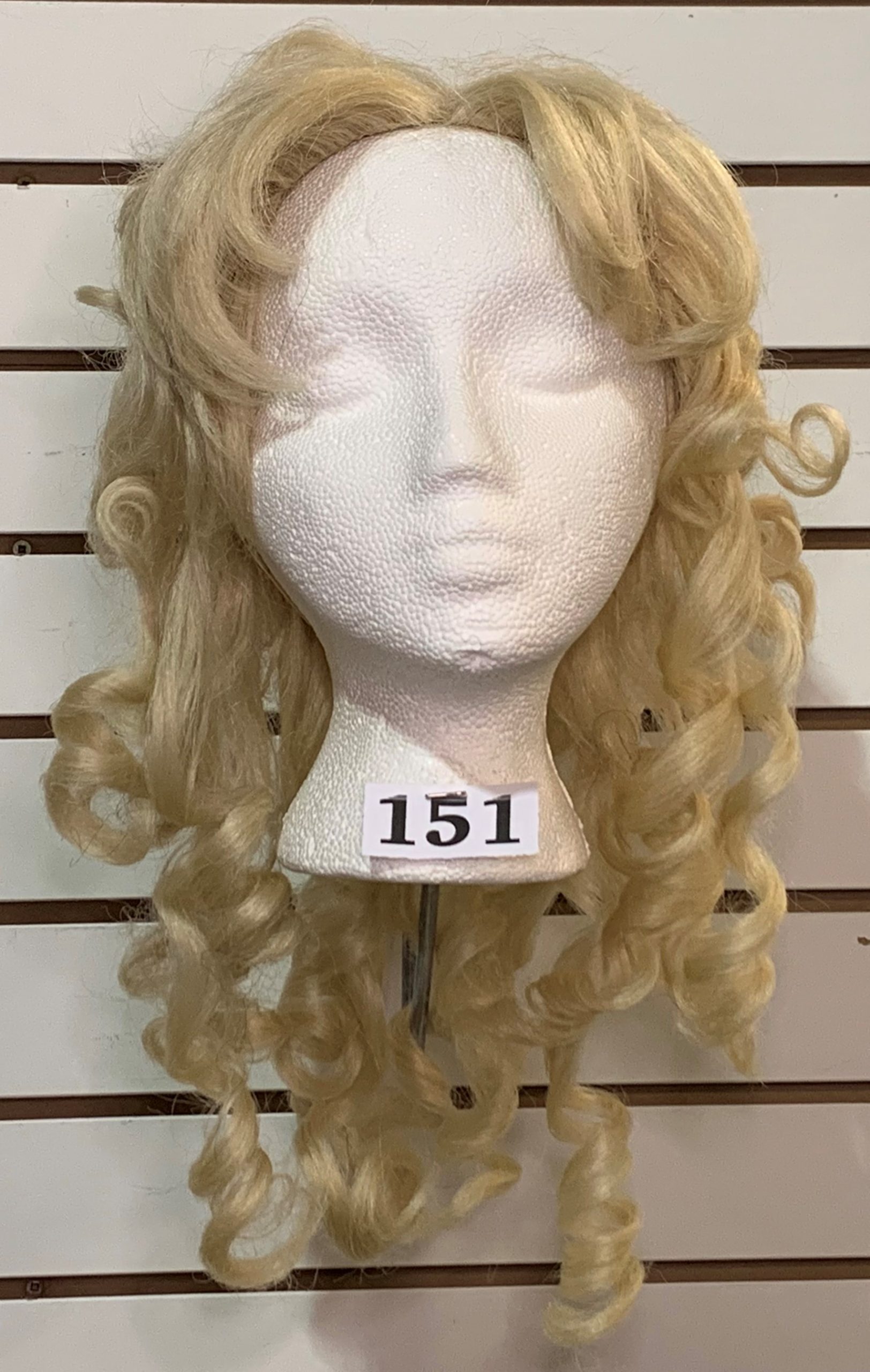 Rental Wig 0151 | Theatre Garage