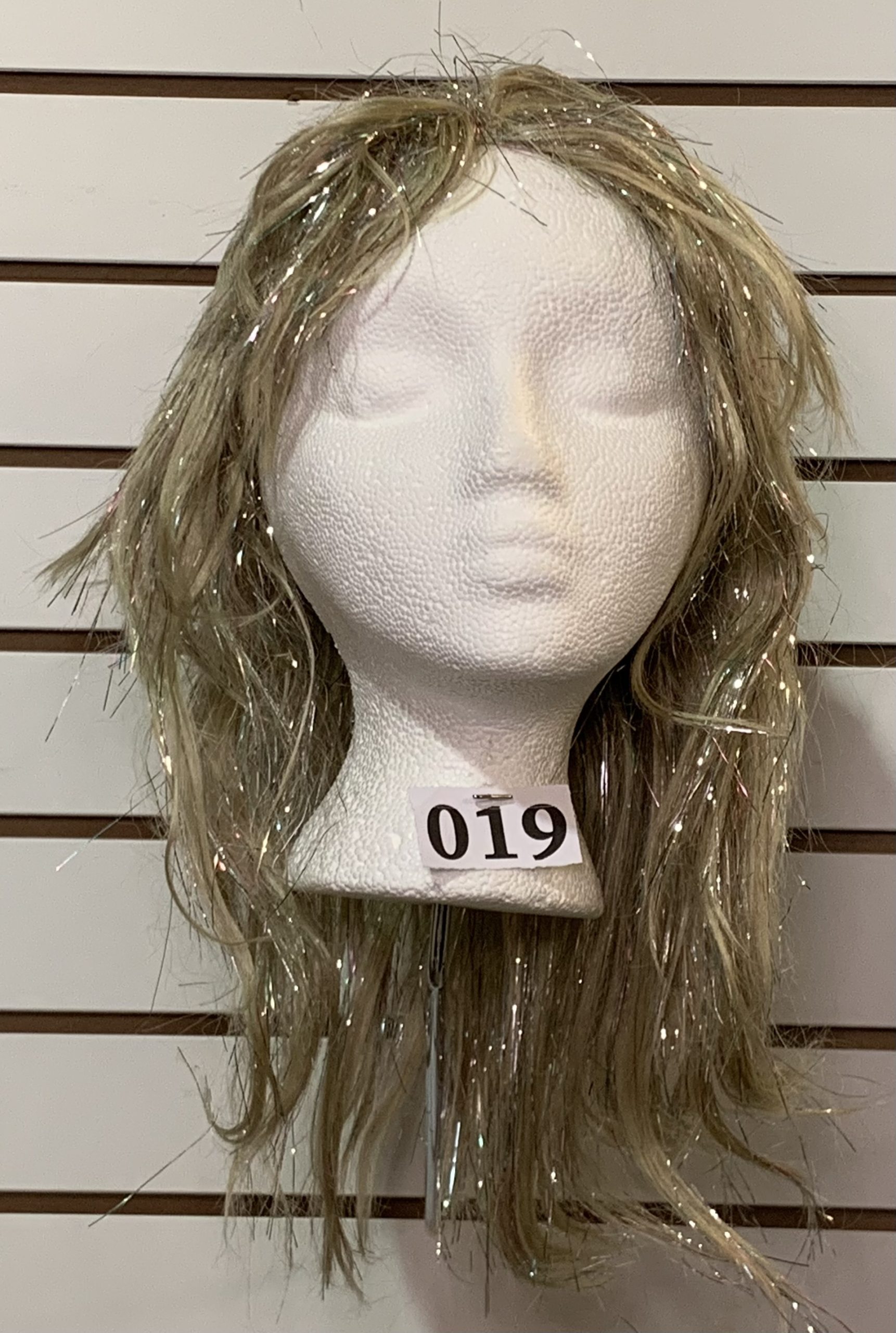 Rental Wig 0019 | Theatre Garage